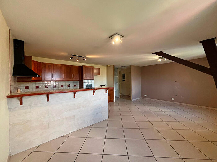 Sens, Faubourg d'Yonne, l'île d'Yonne - Appartement 3 pièces à louer