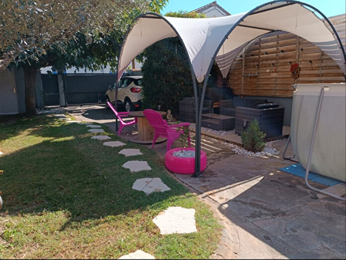 Maison à vendre - Le Teil - 8 pièces - 3 chambres