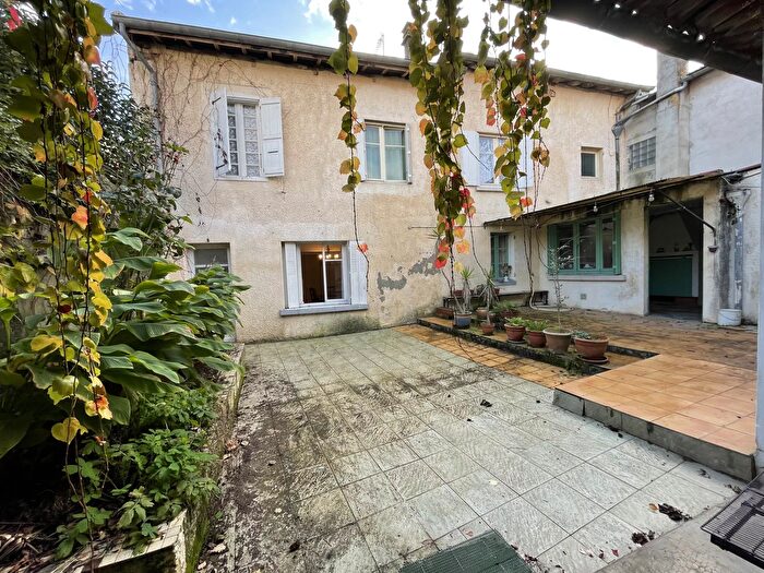 Maison à vendre - Vic-Fezensac - 7 pièces - 4 chambres