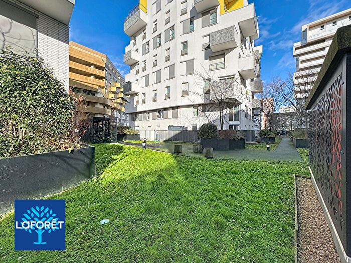 Appartement à vendre - Évry, Centre-ville - 4 pièces - 3 chambres