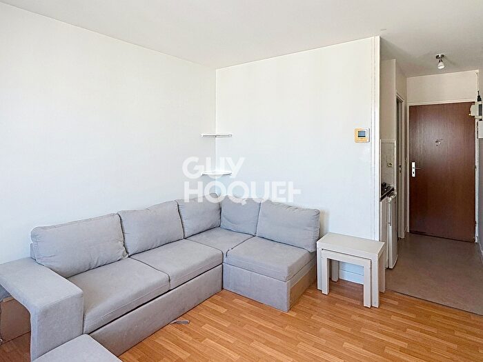 Appartement 1 pièce à louer - Reims, Courlancy, Porte de Paris, Bois d'Amour