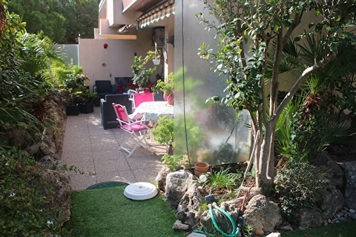 Appartement à vendre - Fréjus, Fréjus Plage - 3 pièces - 2 chambres