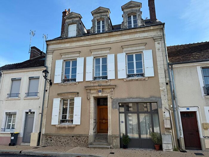 Maison à vendre - Nogent-le-Rotrou - 8 pièces - 6 chambres