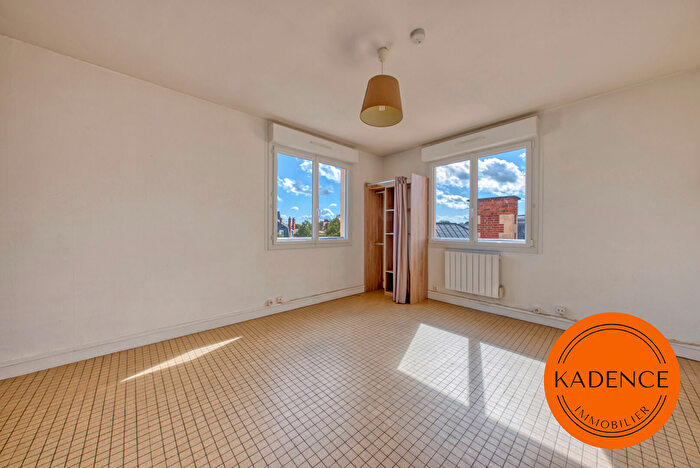 Appartement à vendre - Quartiers Centre, Fougères, Sévigné - 1 pièce