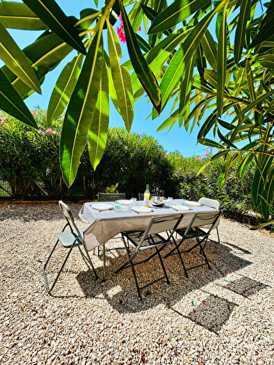 Maison à louer - Le Barcarès, Centre-ville, Village - 4 pièces - 3 chambres