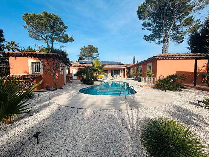 Maison à vendre - Flassans-sur-Issole - 6 pièces - 4 chambres