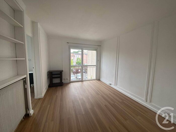 Appartement 1 pièce à Maurepas, à louer