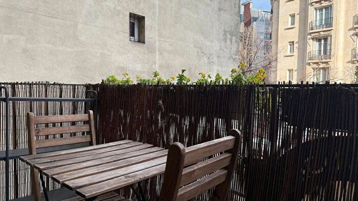 Appartement à louer - Georges Brassens, Paris ème arrondissement - 2 pièces - 1 chambre