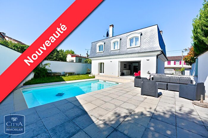 Maison à vendre - Sucy-en-Brie, Grand Val - 6 pièces - 4 chambres