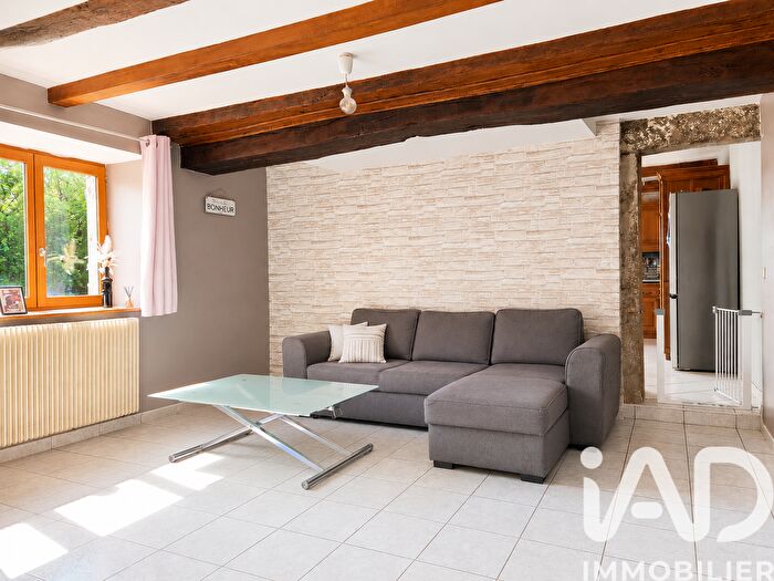 Maison 5 pièces à Bourguignon-lès-la-Charité, à vendre
