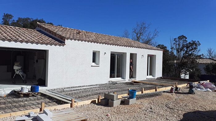 Maison 4 pièces à Serviers-et-Labaume, à vendre