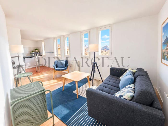 Centre Ville, Aix-en-Provence : Appartement 2 pièces à louer