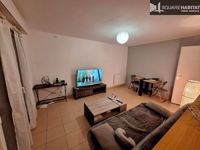 Vichy, Champ Capelet : Appartement 2 pièces à louer