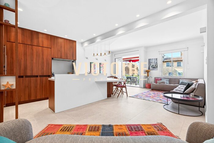 Appartement à vendre - Cassis - 3 pièces - 2 chambres