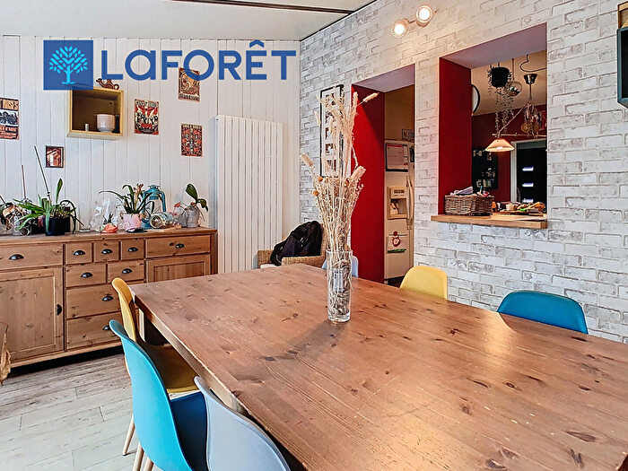 Maison à vendre - Cléguérec - 6 pièces - 5 chambres