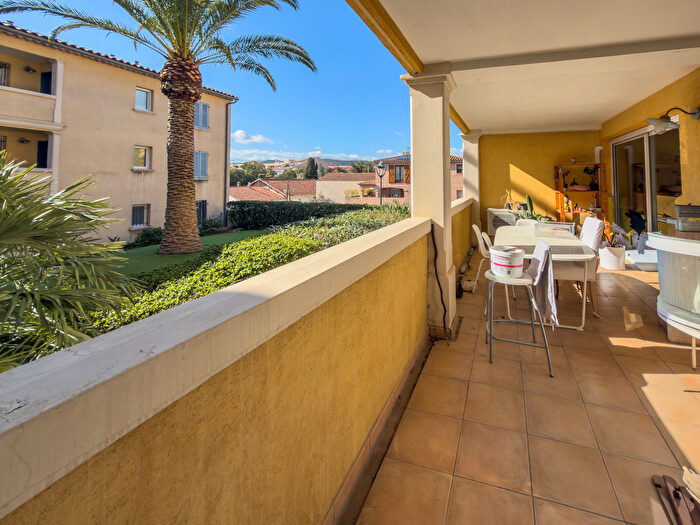 Appartement 2 pièces à vendre à La Londe-les-Maures, Moulin-Vieux, Ondine, Mas dArgent, Stade Vitria