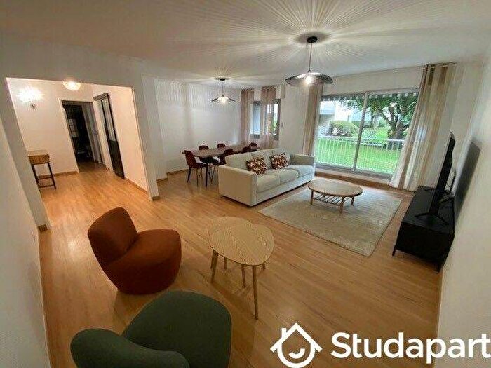 Appartement à louer - Beaulieu-Maladrerie-Saint Paul, Caen - 1 pièce - 4 chambres