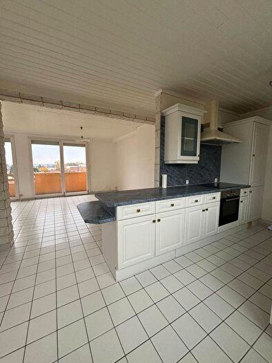 Appartement à louer - Nord Ouest, Chauny - 3 pièces - 2 chambres