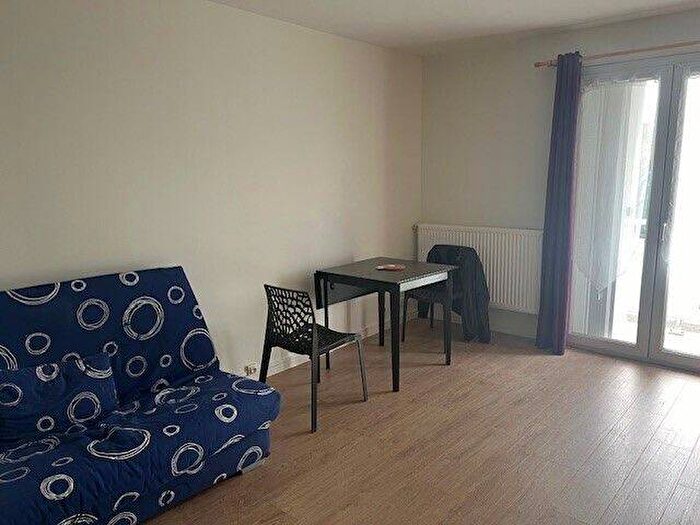 Appartement à louer - Plume la Boule-Raba, Talence - 1 pièce