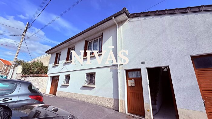 Maison 4 pièces à La Ferté-Gaucher, à vendre