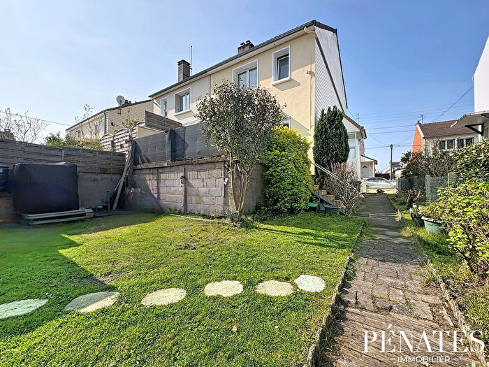 Maison à vendre - Saint-Étienne-du-Rouvray, Castors, Aviateurs, Champ de Courses - 4 pièces - 3 chambres