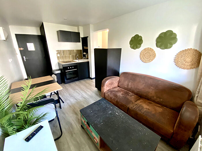 Appartement à vendre - Chamalières, Hauteurs de Chamalières, Les Savarounes - 1 pièce