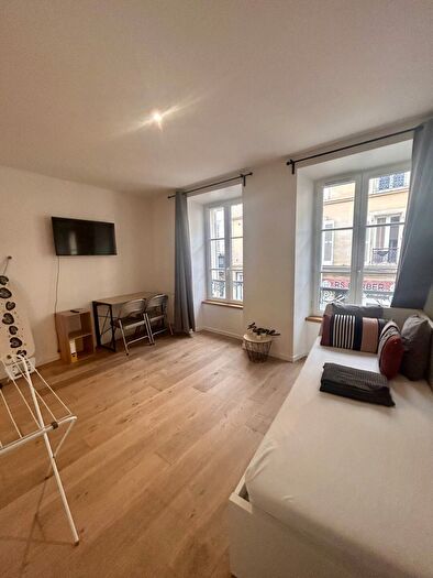 Appartement à louer - Centre Ville, Charenton-le-Pont - 1 pièce