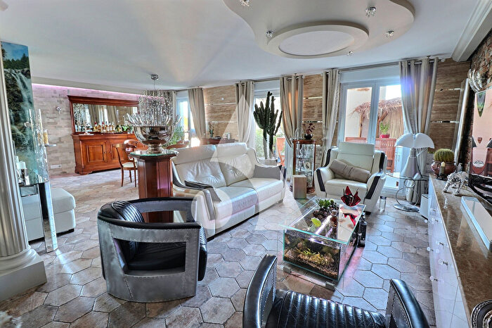 Appartement à vendre - Saint-Ouen-lAumône, Val de Liesse - 4 pièces - 2 chambres