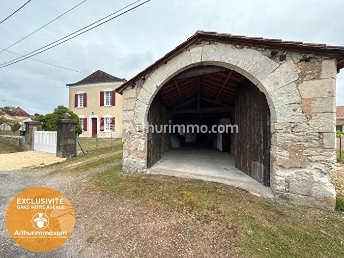 Maison à vendre - Neuvic - 5 pièces - 4 chambres