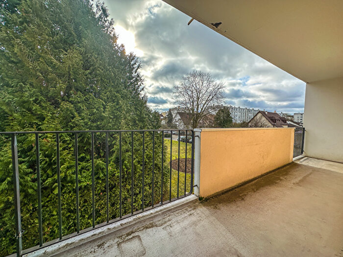 Appartement à vendre - Les Clayes-sous-Bois, Nord - 3 pièces - 2 chambres