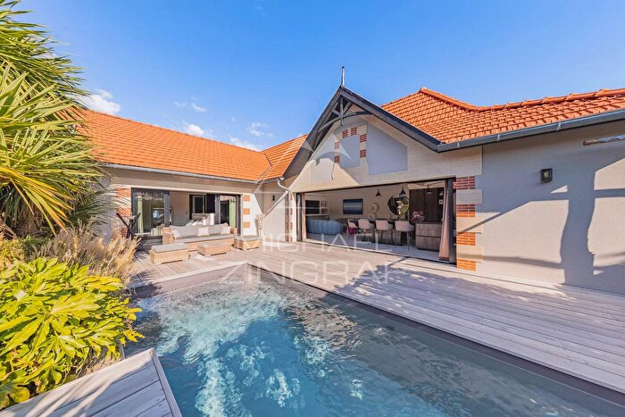 Maison à vendre - Arcachon, Aiguillon - 5 pièces - 4 chambres