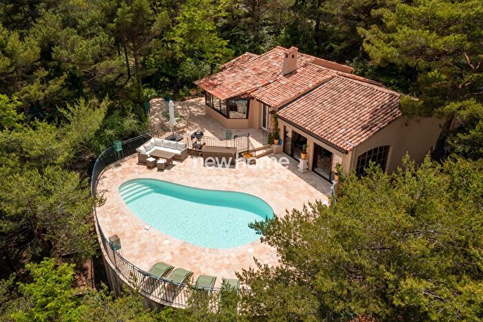 Maison à vendre - Tourtour - 4 pièces - 2 chambres