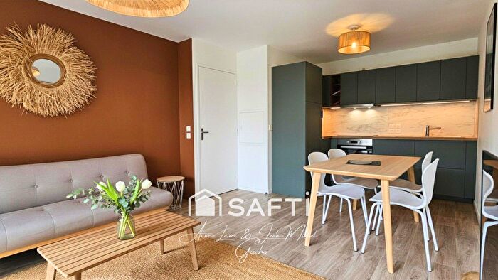 Appartement 2 pièces à vendre à Auray, Centre-ville, Le Pratel