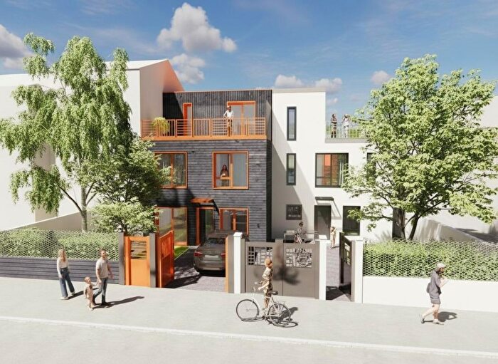 Maison à vendre - Bagnolet, La Dhuys - 5 pièces - 4 chambres