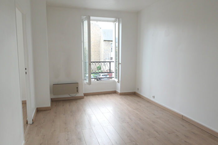 Appartement à vendre - Pontoise, Centre-ville - 2 pièces - 1 chambre