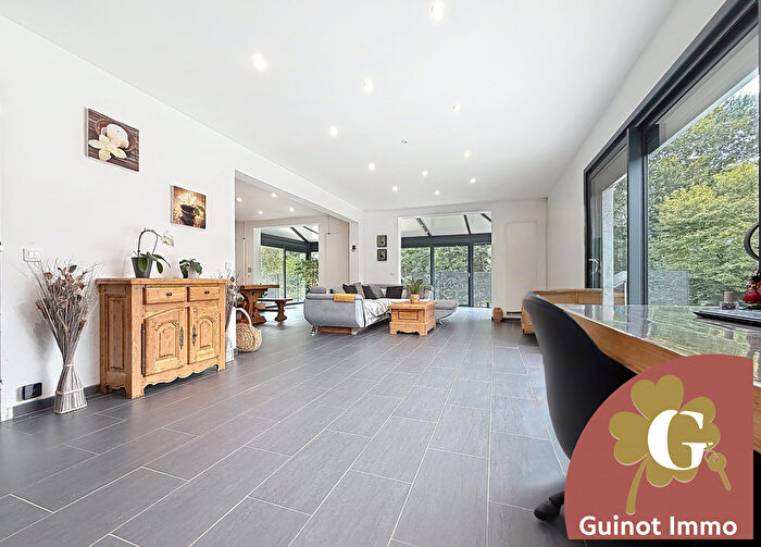Lillebonne : Maison 8 pièces à vendre