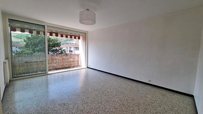 Appartement à louer - Tournon-sur-Rhône - 3 pièces - 2 chambres