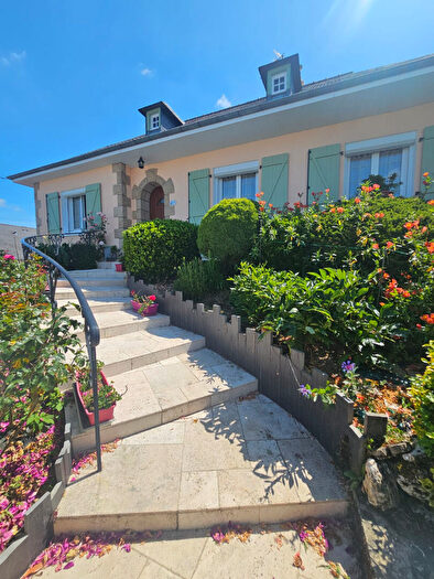 Maison 6 pièces à vendre à Quelaines-Saint-Gault