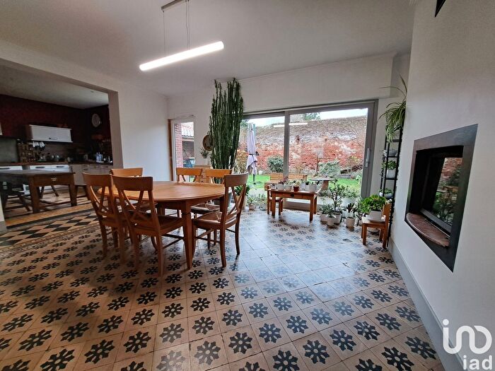 Maisons à vendre et appartements à louer - 1