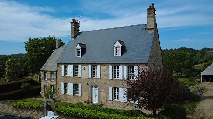 Maison 9 pièces à vendre - Saint-Nicolas-des-Bois