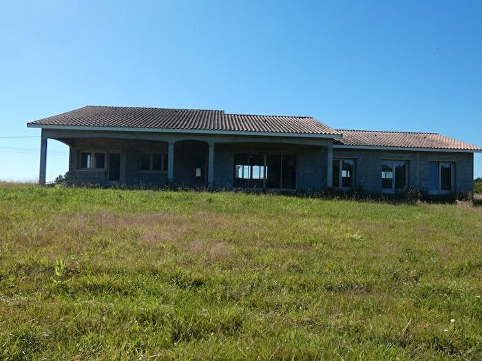 Maison à vendre - Hagetmau - 6 pièces - 4 chambres