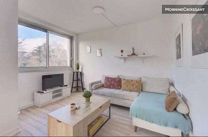 Grandes Terres, Marly-le-Roi : Appartement 4 pièces à louer