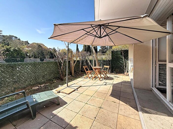 Appartement à vendre - Nîmes, Terres de Rouvière, LEau Bouillie - 2 pièces - 1 chambre