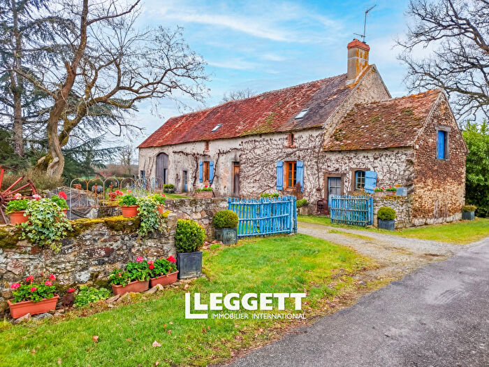 Maison à vendre - Lussac-les-Églises - 9 pièces - 3 chambres