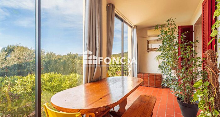 Appartement à vendre - Saint-Mandrier-sur-Mer - 2 pièces - 1 chambre