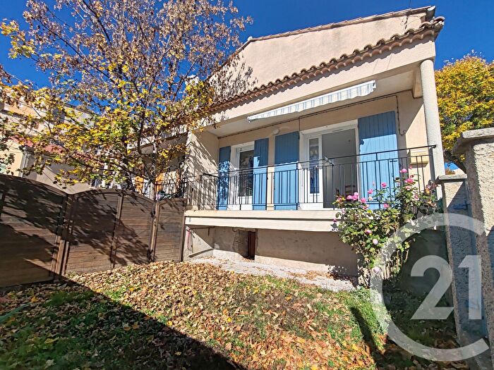 Maison à vendre - Banon - 5 pièces - 4 chambres