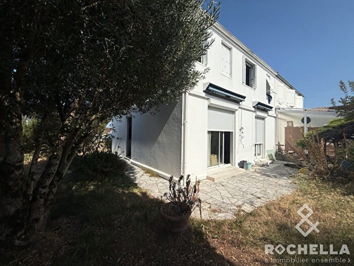 Maison à vendre - Saint-Jean-dAngély - 4 pièces - 3 chambres