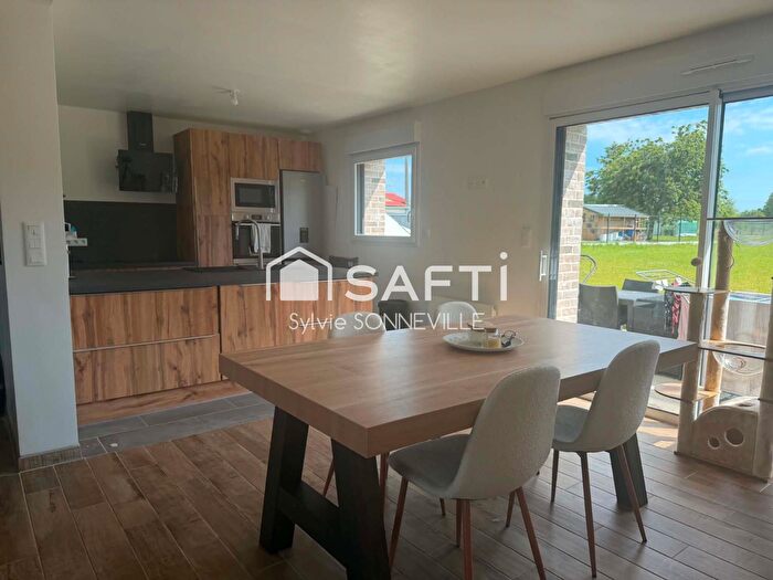 Maison 5 pièces à vendre à Roquetoire