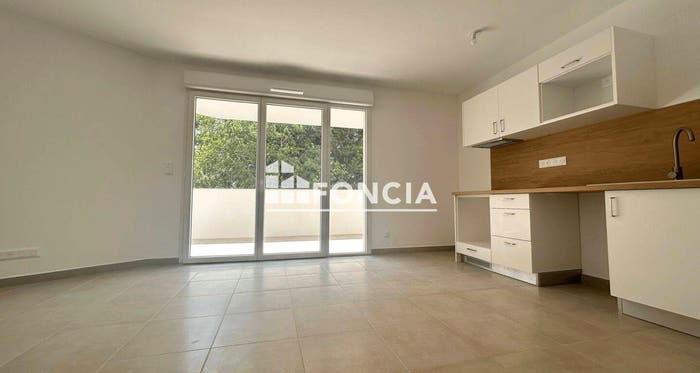 Centre Ancien, Istres - Appartement 2 pièces à louer