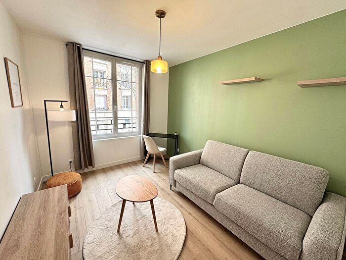 Appartement à louer - Belleville-Saint Maur, Paris ème arrondissement - 1 pièce